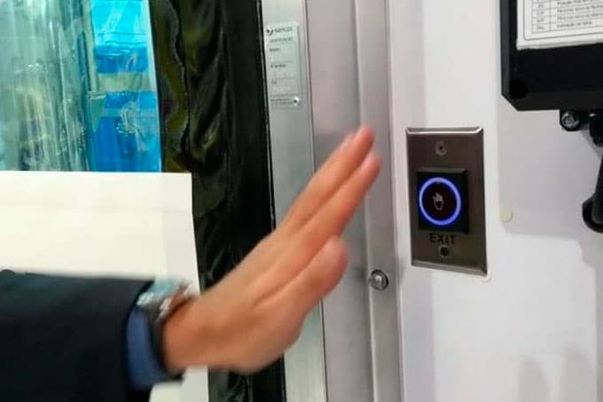 SISTEMAS INTELIGENTES DAS PORTAS AUTOMÁTICAS RAYFLEX PERMITEM ABERTURA ...